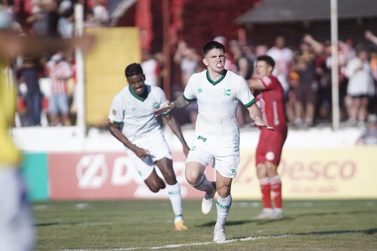 São José anuncia contratação do lateral-direito Danilo para a temporada ...